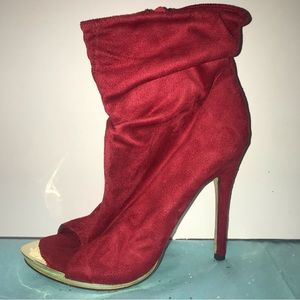 Hot Miami Styles | Shoes | Htf Hot Miami Styles Gold Peep Toe Booties ...